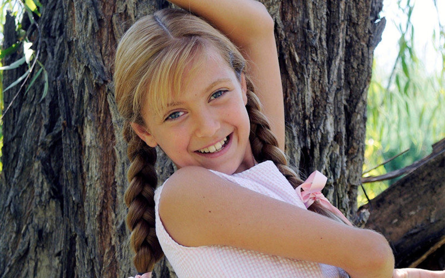 De 'Marisol' a 'Vive cantando': El pasado televisivo de Ana Mena ...