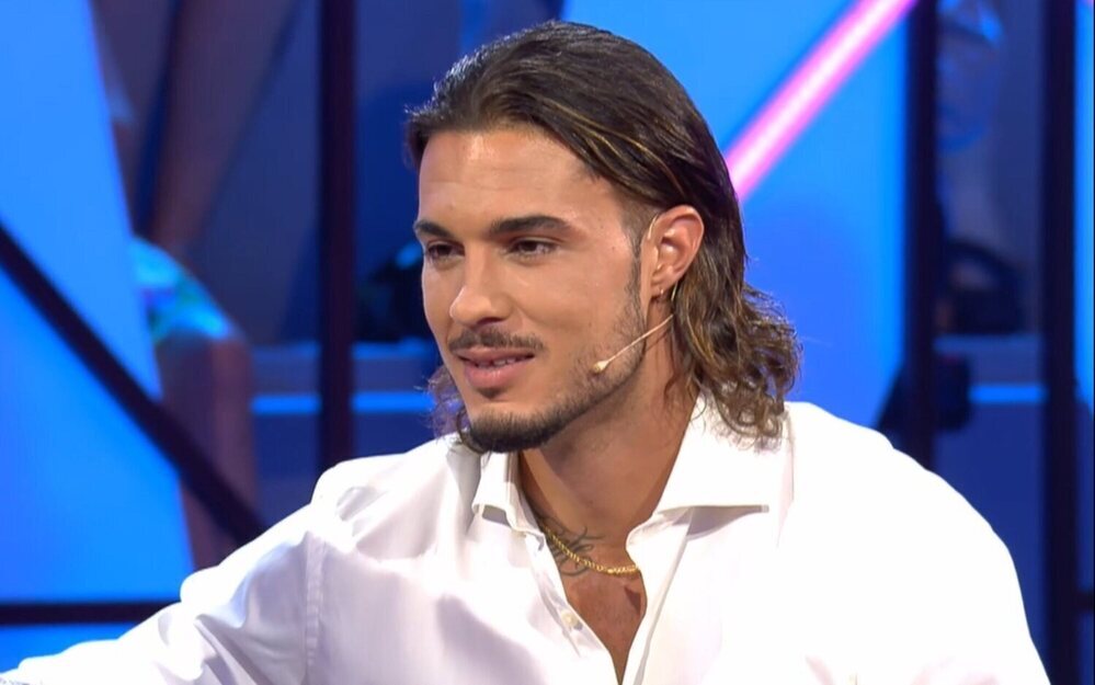 Carlo Costanzia descubre su profesión antes de ser actor y el impacto ...