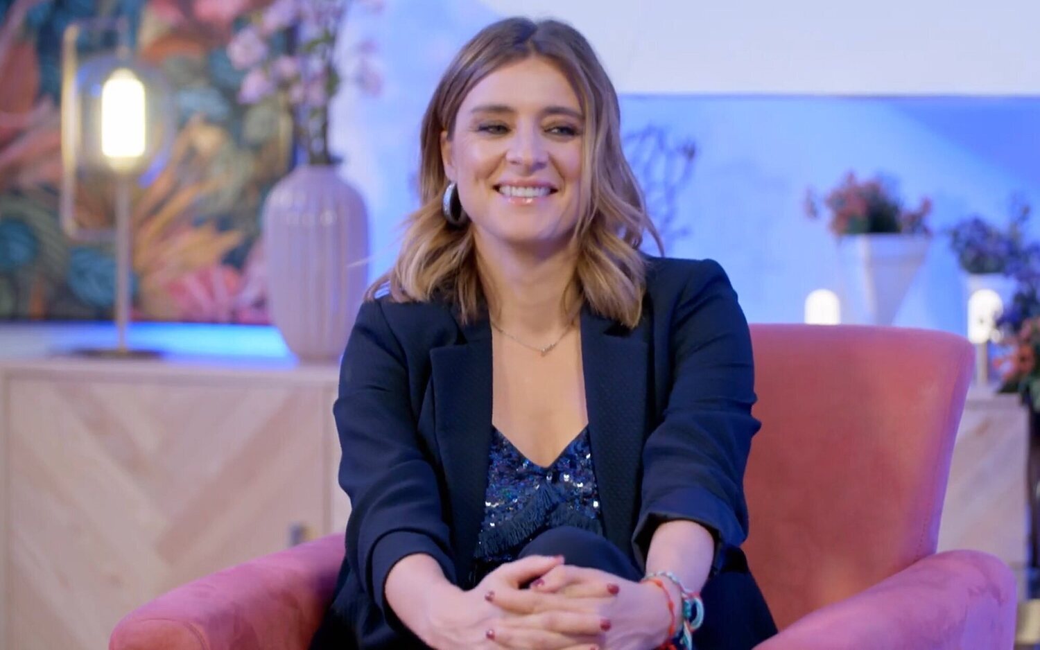 Sandra Barneda, al ver a Paola Monzani y Andreu Martorell tras 'La isla ...