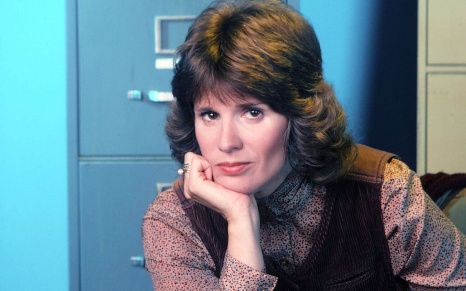 Muere Barbara Bosson, actriz que dio vida a Fay Furillo en 'Canción ...