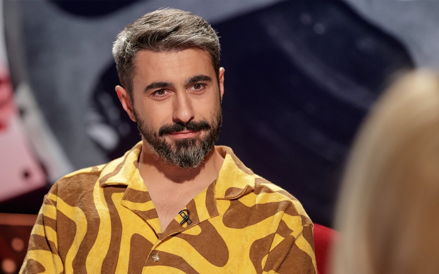 Rayden atiza a la "turba de esmegma" de 'El hormiguero' a raíz del beso ...