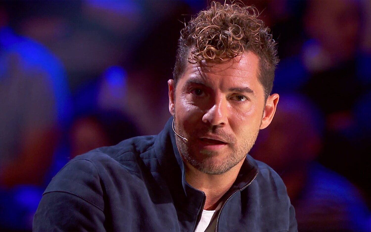 Acusan falsamente a David Bisbal de defecar en el metro y jugar con la ...