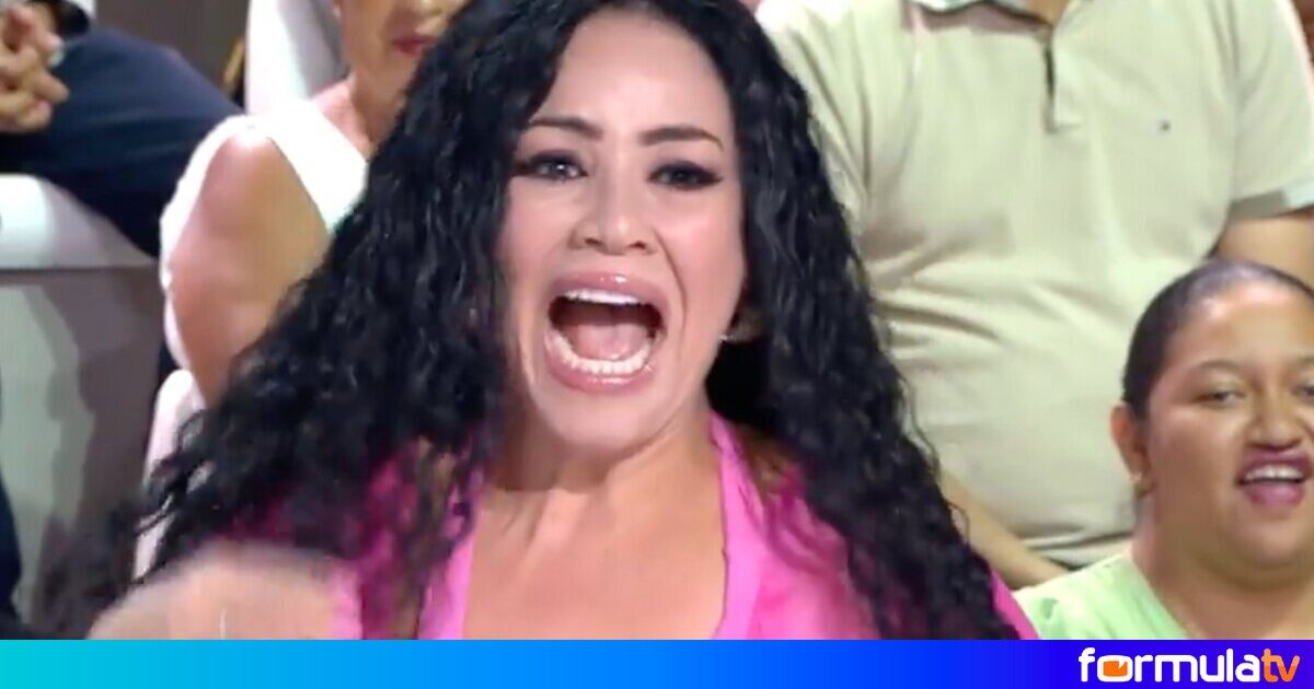 Una colaboradora de 'Fiesta' sufre un descuido y se le sale un pecho en ...