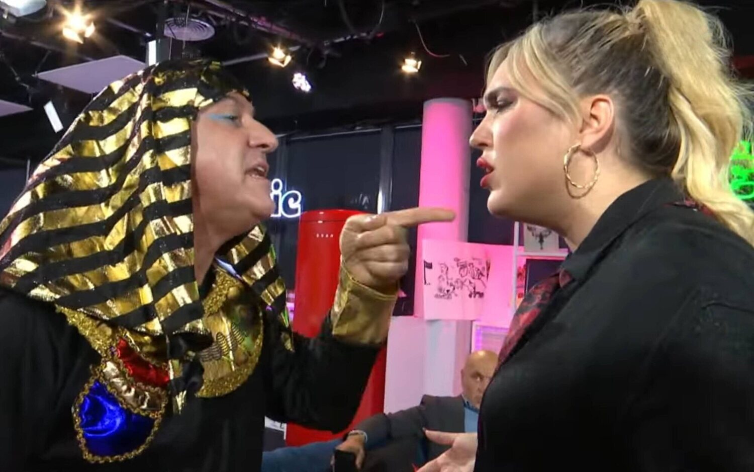 Críticas a Víctor Sandoval por su comentario machista a Marta Riesco en 'Ni que fuéramos shhh ...