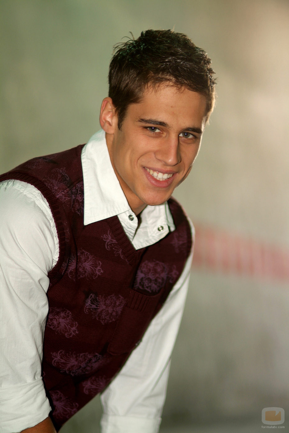 El actor gallego Martín Rivas da vida a Marcos en 'El Internado': Fotos ...