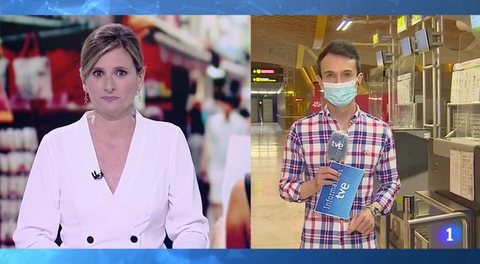 Un reportero del 'Telediario' de TVE imita a Papuchi en directo: "Raro ...