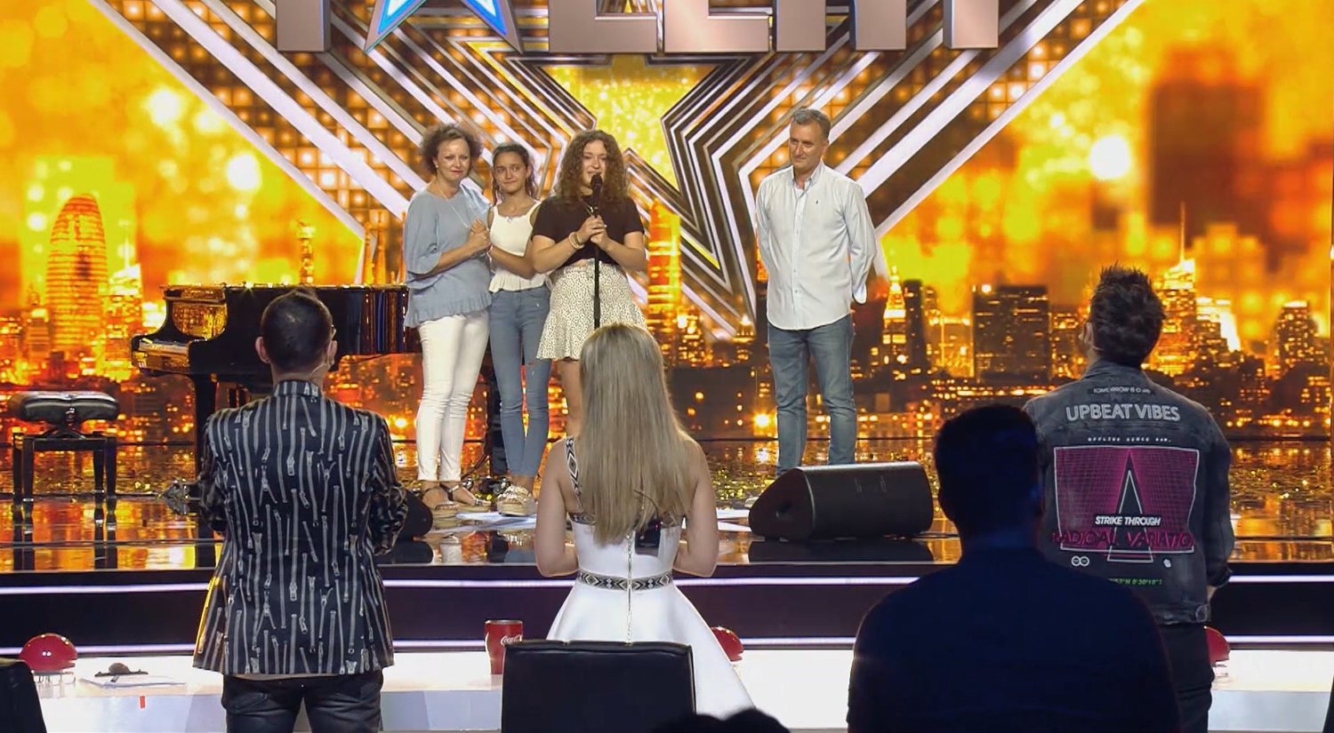 Elsa se gana el Pase de Oro del jurado de 'Got Talent' con su talento ...