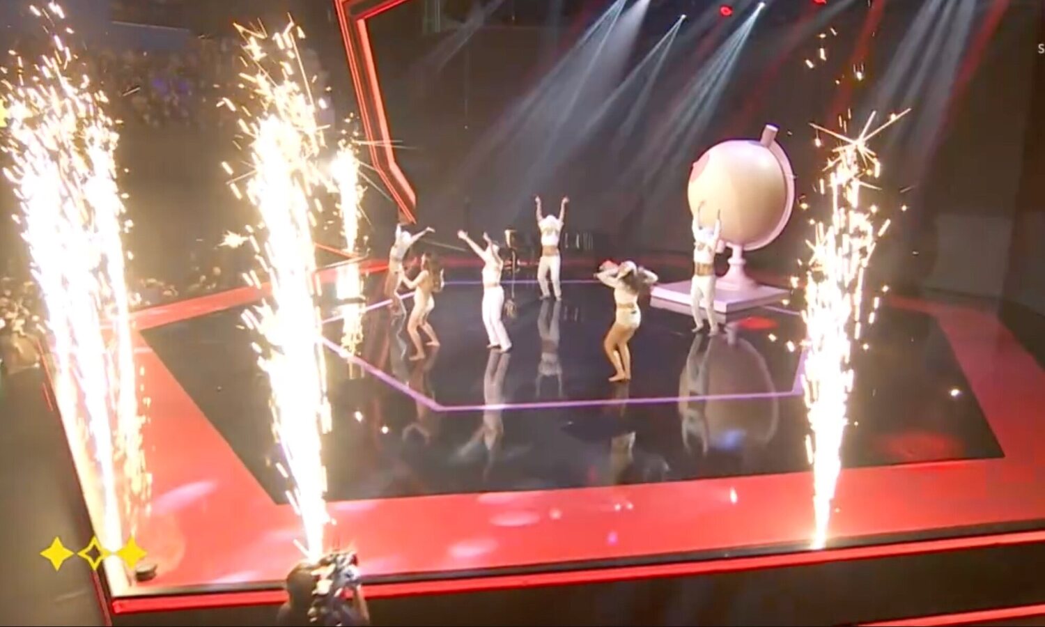 La puesta en escena de "Ay mama", de Rigoberta Bandini, con la "provocación poética" de la teta ...