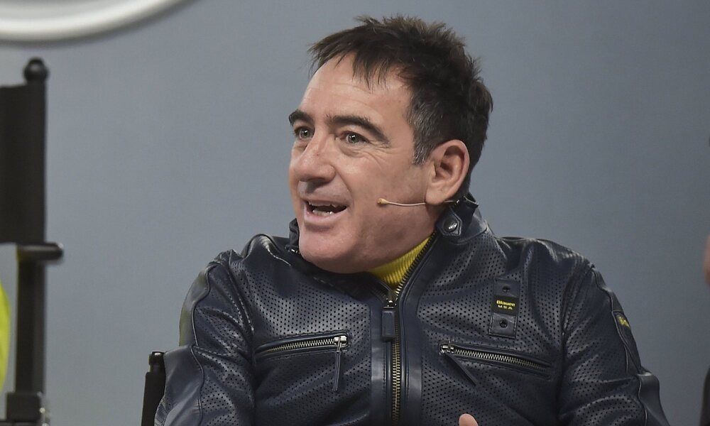 Álex Pina renueva su contrato con Netflix tras 'La Casa de Papel' y ya ...