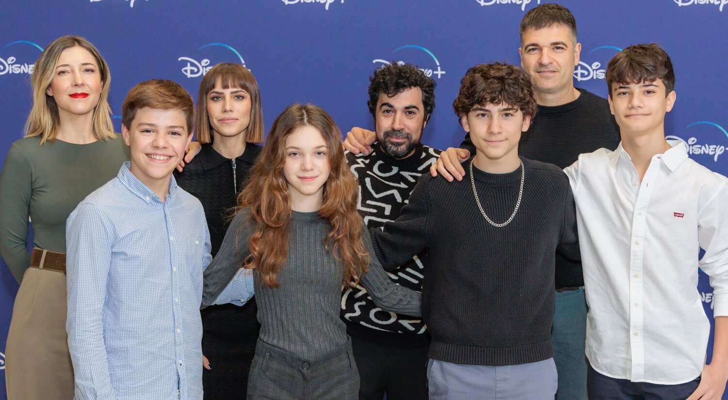 Disney+ comienza a rodar 'Invisible' y anuncia su elenco, encabezado ...