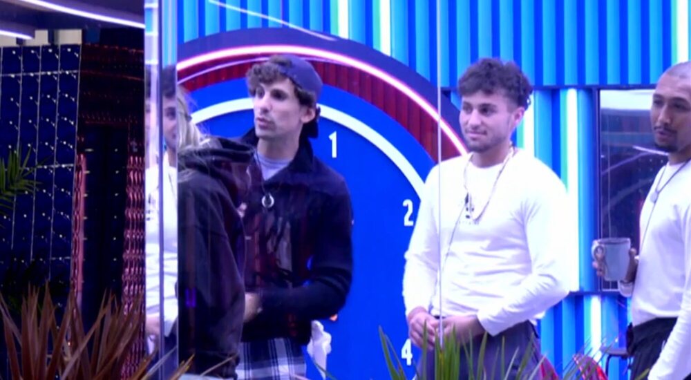 Violeta y Edi viven su primer edredoning en 'Gran hermano' ante la ...