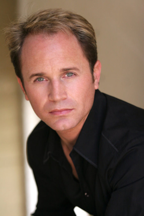 David Yost fue acosado en el rodaje de 'Power Rangers' por ser gay ...