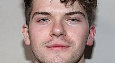 Colton Ryan: noticias, fotos y vídeos de Colton Ryan - FormulaTV
