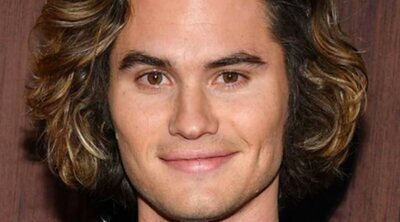 Chase Stokes: noticias, fotos y vídeos de James Alexander Chase Stokes ...