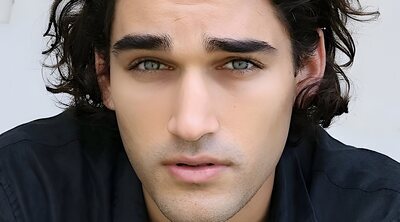 Josh Heuston: noticias, fotos y vídeos de Joshua Heuston - FormulaTV