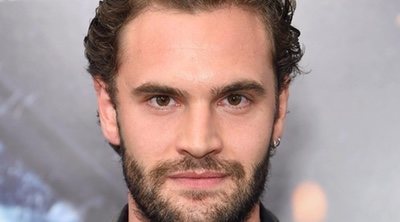 Tom Bateman: noticias, fotos y vídeos de Tom Bateman - FormulaTV