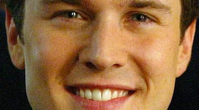 Scott Weinger: noticias, fotos y vídeos de Scott Weinger - FormulaTV