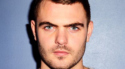 Alex Roe: noticias, fotos y vídeos de Alexander Michael Roe-Brown ...