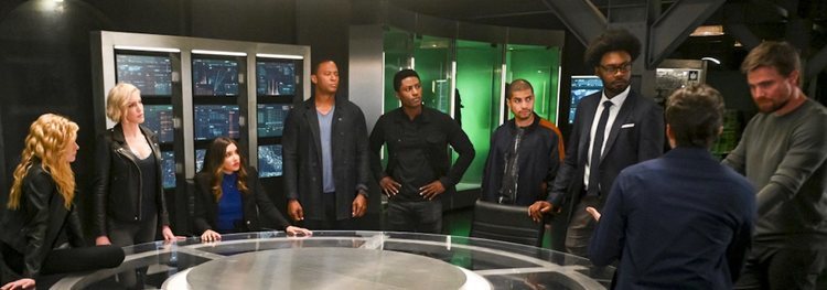 Reparto Arrow. Actores, personajes y equipo