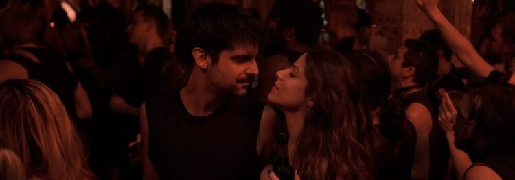 Los años nuevos. Serie TV - FormulaTV